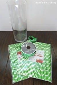 St. Patrick's Day Decor- DIY Pretty Paper Straw Vase