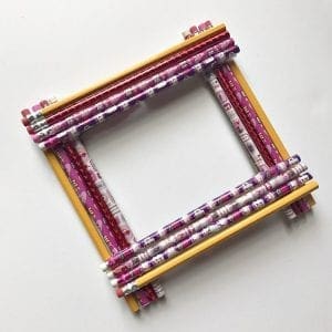 Cute Pencil DIY Photo Frame For Back To School Pictures!