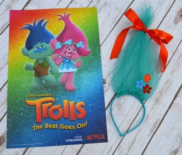 Enjoy Cute DIY Troll Hair With Fun Trolls Headband Craft