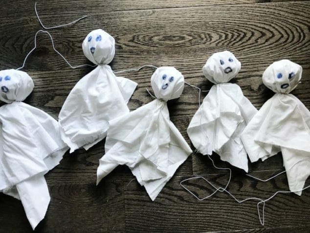 Cute Flying Ghost Decoration For Halloween