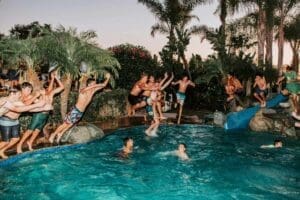 5 Pool Party Ideas to add Some Fun to Your Summer